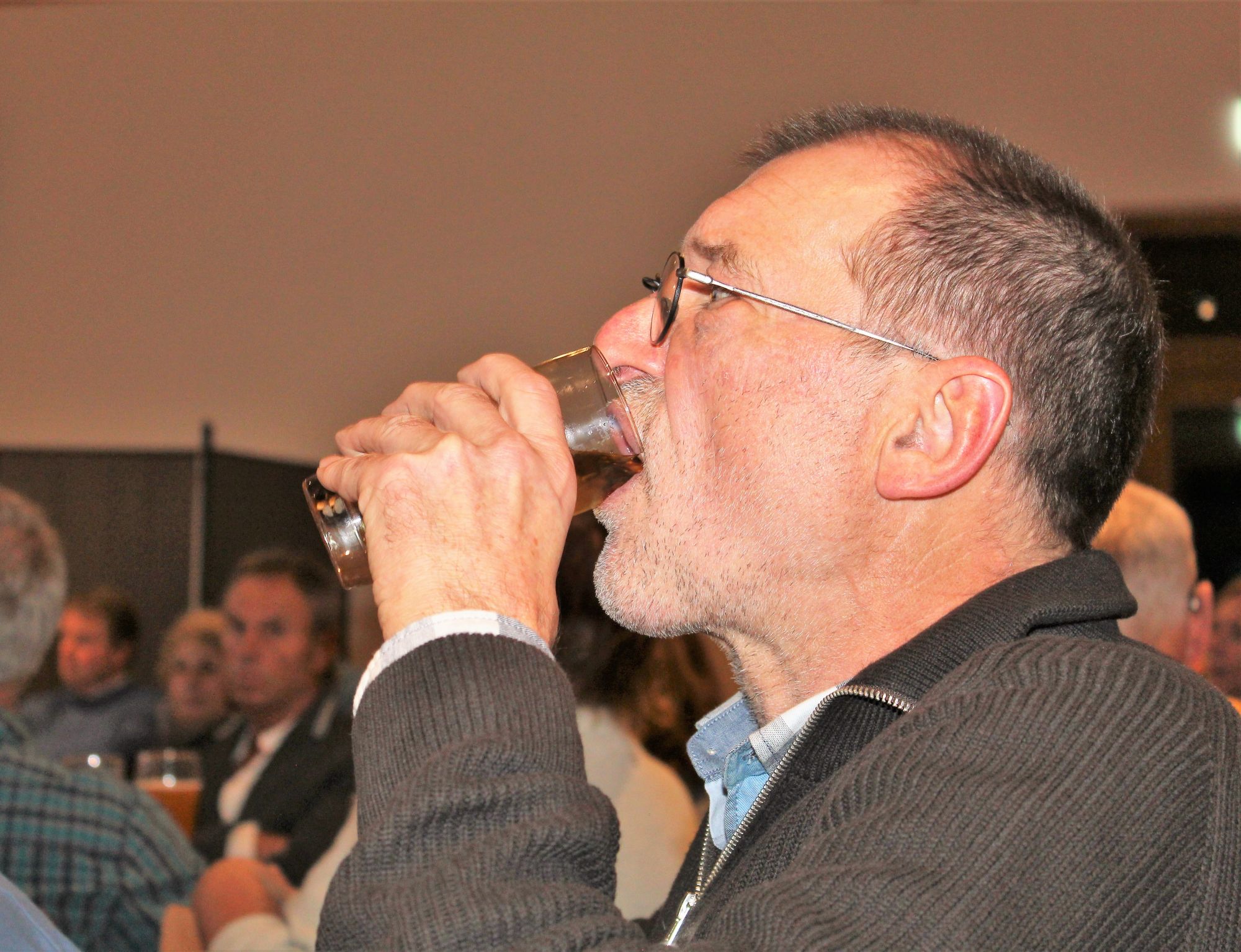 Konstantin Strasser bei der JMV zum Ehrenmitglied ernannt
